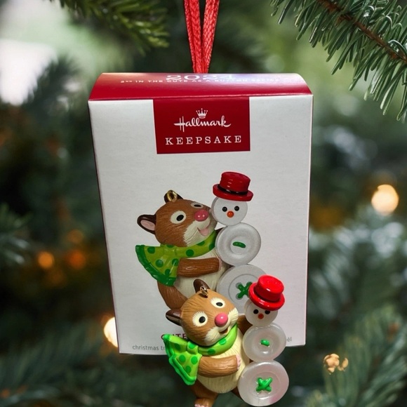 Hallmark | Holiday | 224 Hallmark Keepsake Ornament Cute As A Button ...